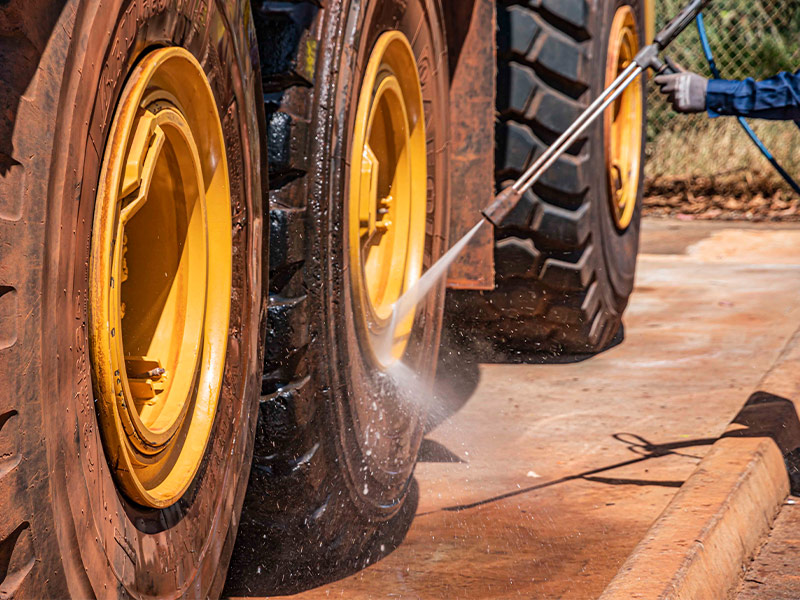 Comprehensive Equipment Sourcing & Maintenance Services | Axis Hire