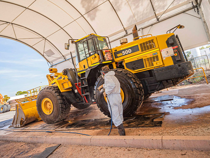 Onsite Maintenance Solutions & Fully Fitted Workshops | Axis Hire