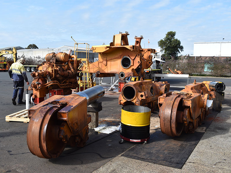 Onsite Maintenance Solutions & Fully Fitted Workshops | Axis Hire