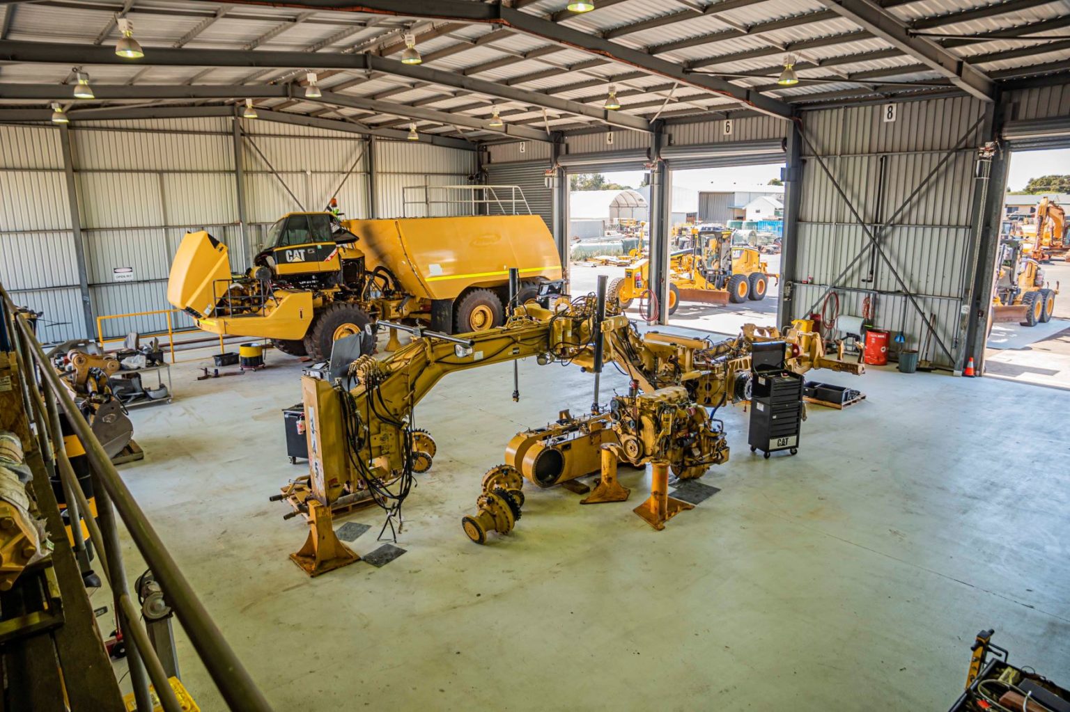 Onsite Maintenance Solutions & Fully Fitted Workshops | Axis Hire