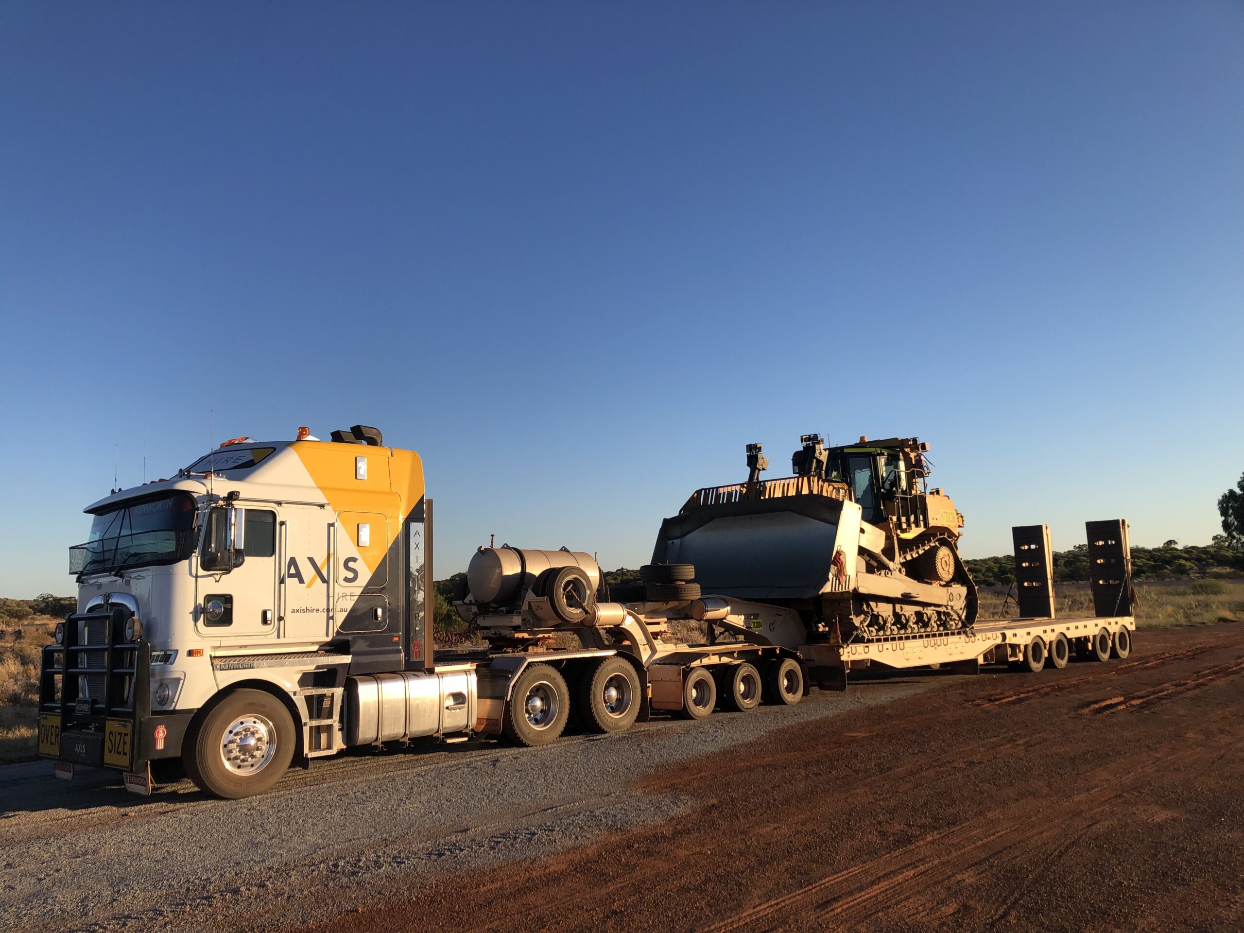 Reliable Heavy Equipment & Vehicle Transport Services | Axis Hire